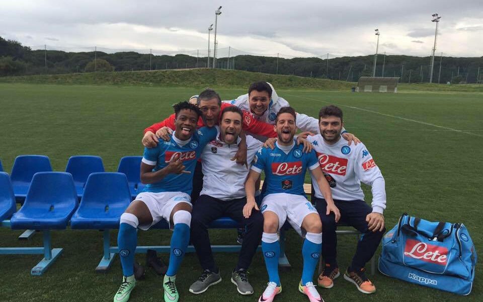 Gli auguri dei magazzinieri azzurri ma con due comparse d'eccezione ...