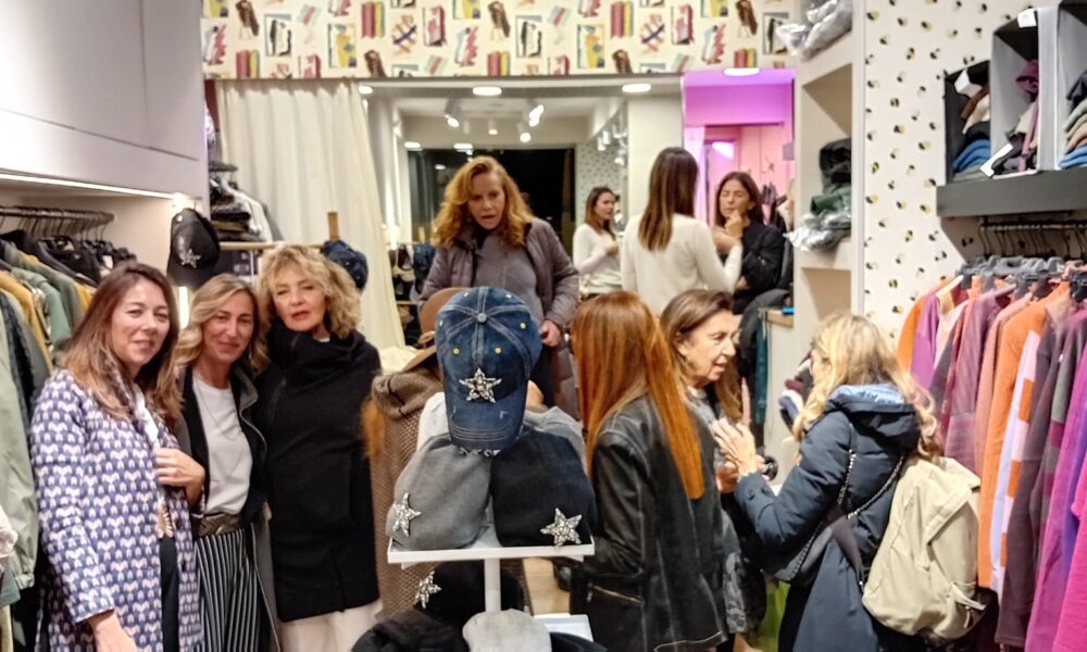 “Le mosche in bianco” e "Hat Couture": per una donna casual e raffinata ...