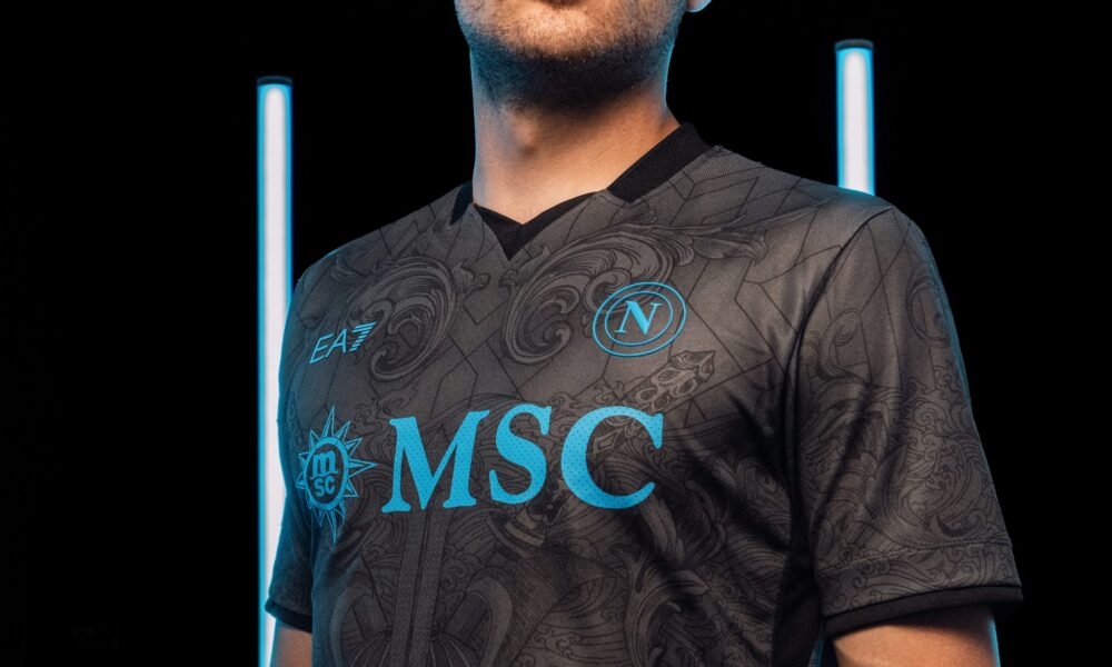 Presentata la terza maglia del Napoli. - 100x100 Napoli