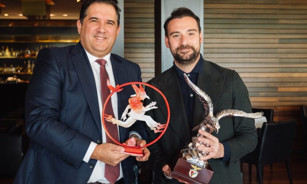Il Direttore Sportivo Giovanni Manna e la delegazione azzurra hanno ...